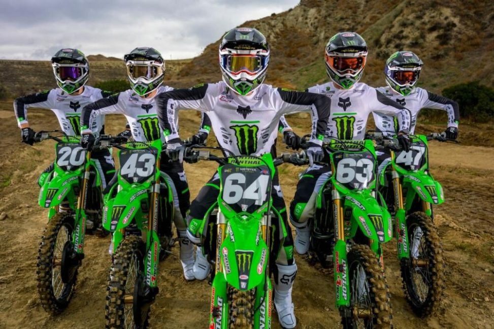 Eerste fotos Kawasaki Factory teams in Amerika voor 2024 - Motocrossplanet