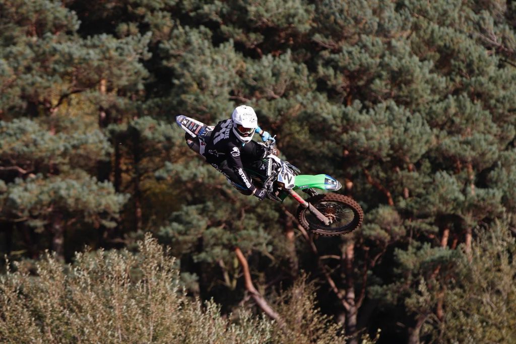 Wild Card optreden voor Billy MacKenzie in Aberdeen - Motocrossplanet