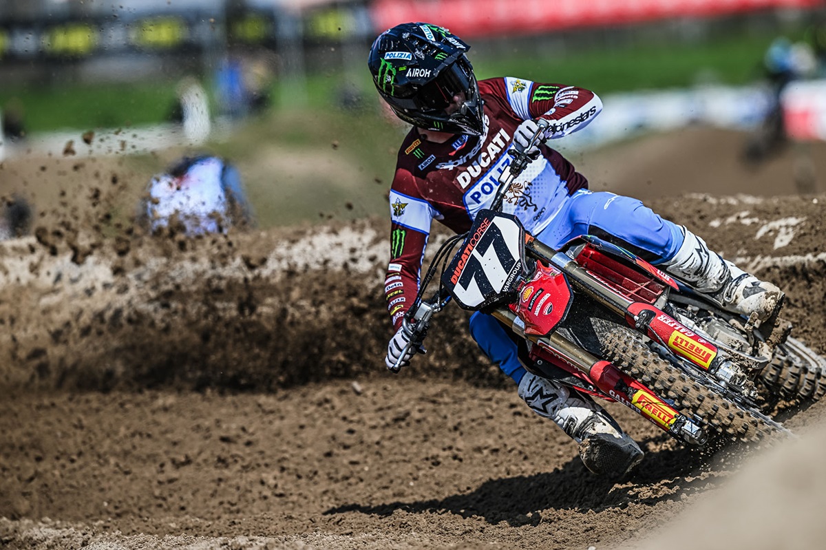 Historic debut of the Ducati Desmo450 MX in the Italian Motocross Championship - Motocrossplanet