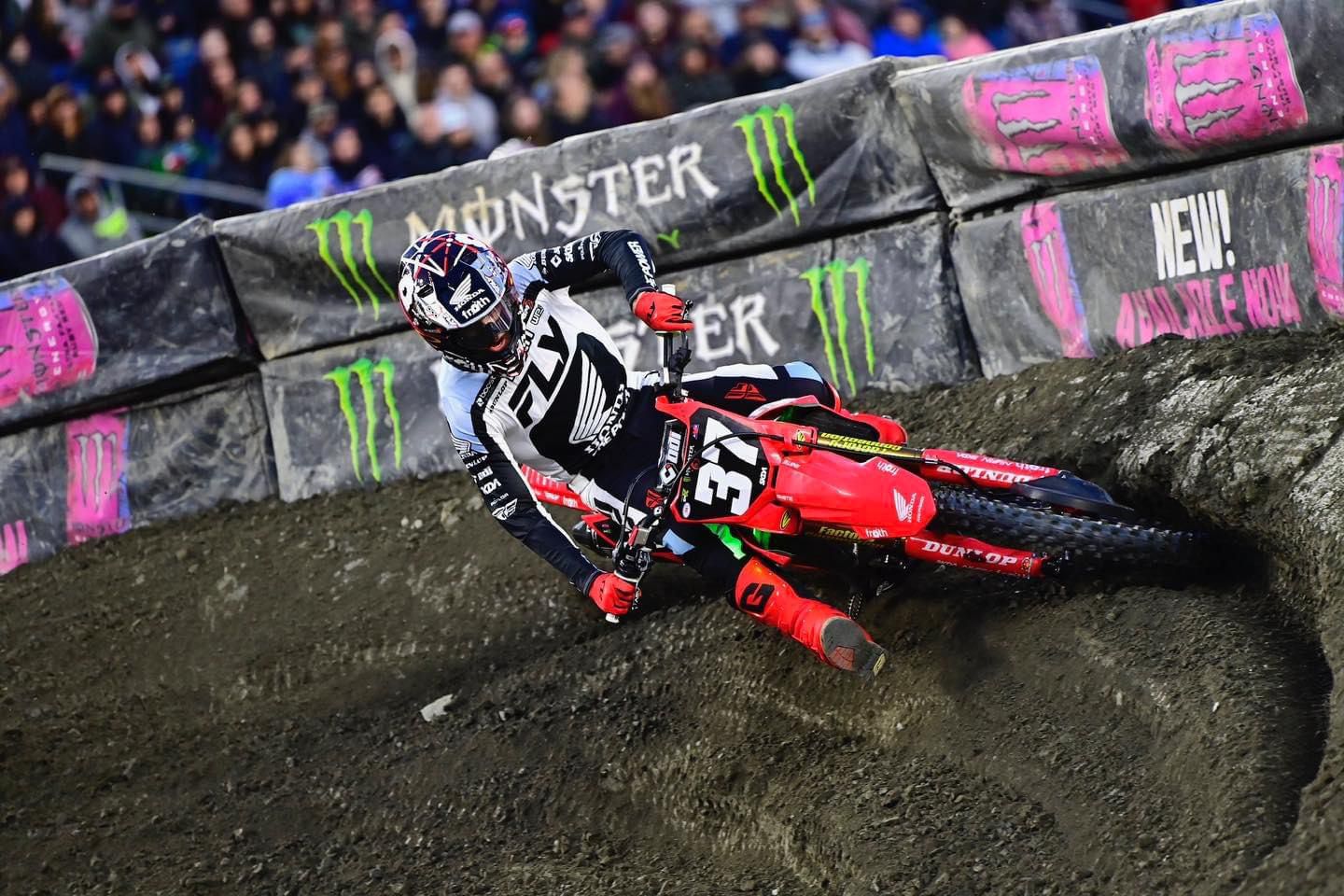 AMA Supercross Nashville - Eerste wedstrijd East/West Showdown ...