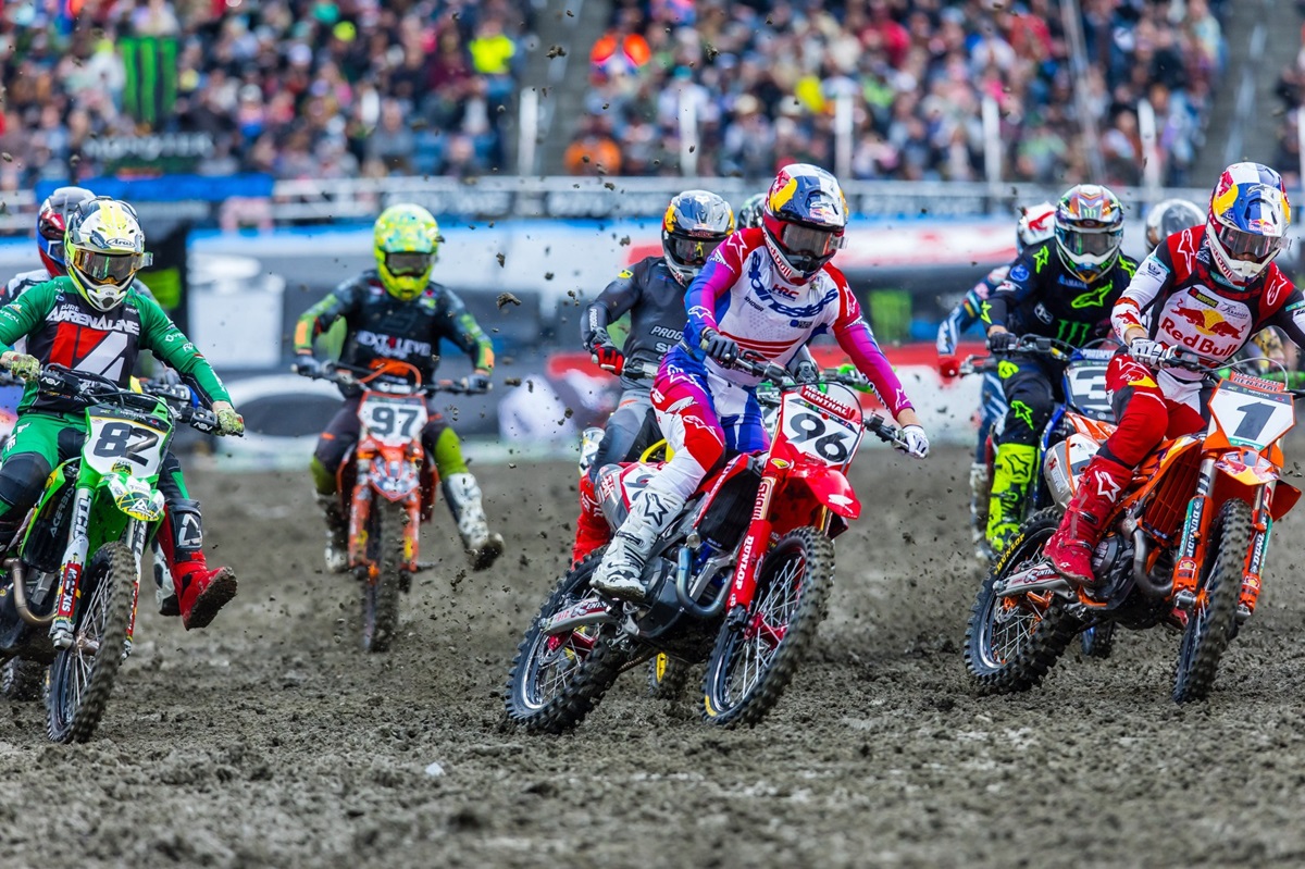 De invloed van een goede start op de uitslag in AMA Supercross ...