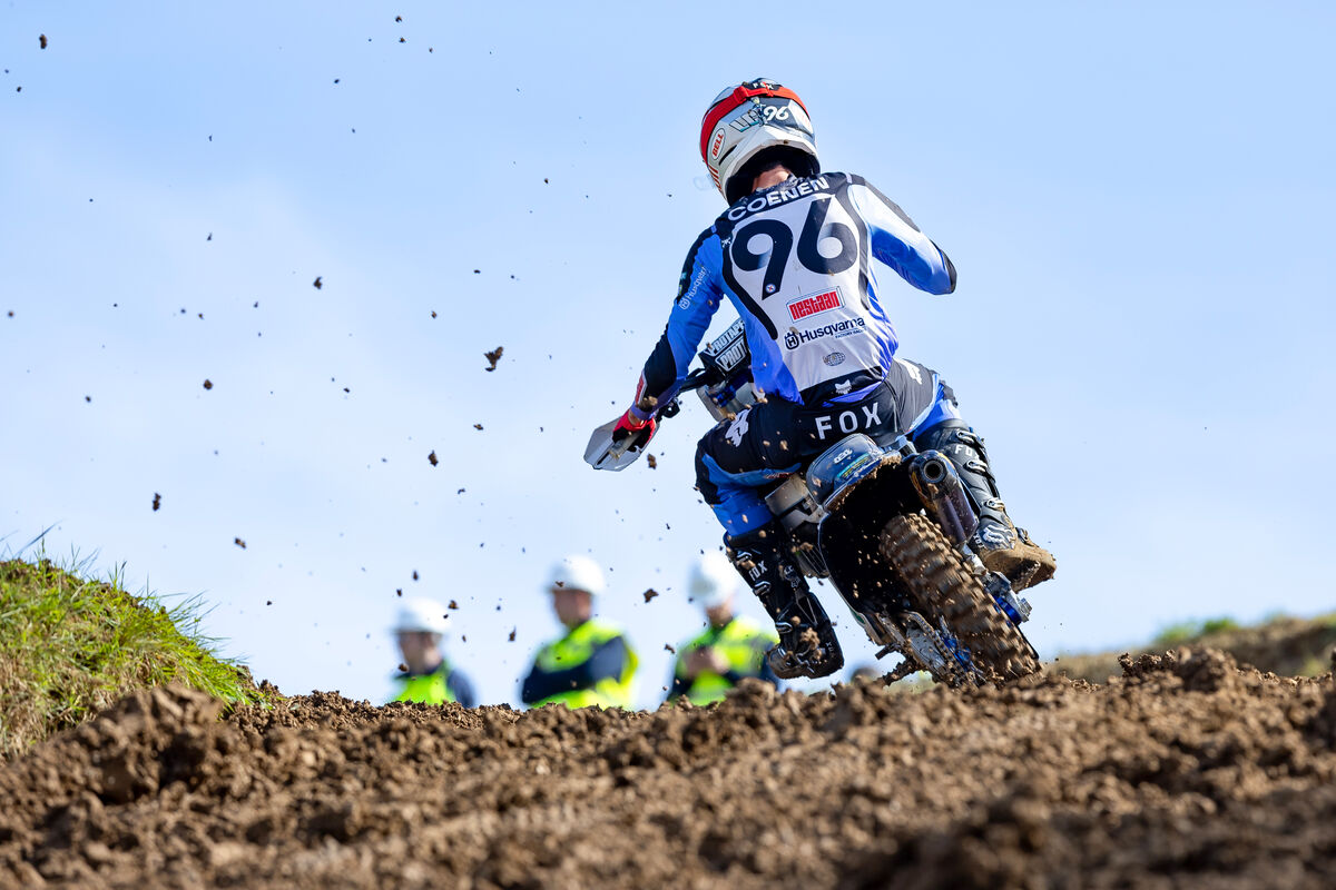 Lucas Coenen wint eerste manche MX2 Frankrijk, De Wolf 3 - Motocrossplanet