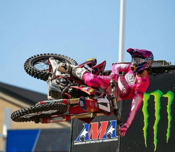 Monster Energy Star Racing Yamaha sluit meerjarige deal met Cole Davies ...