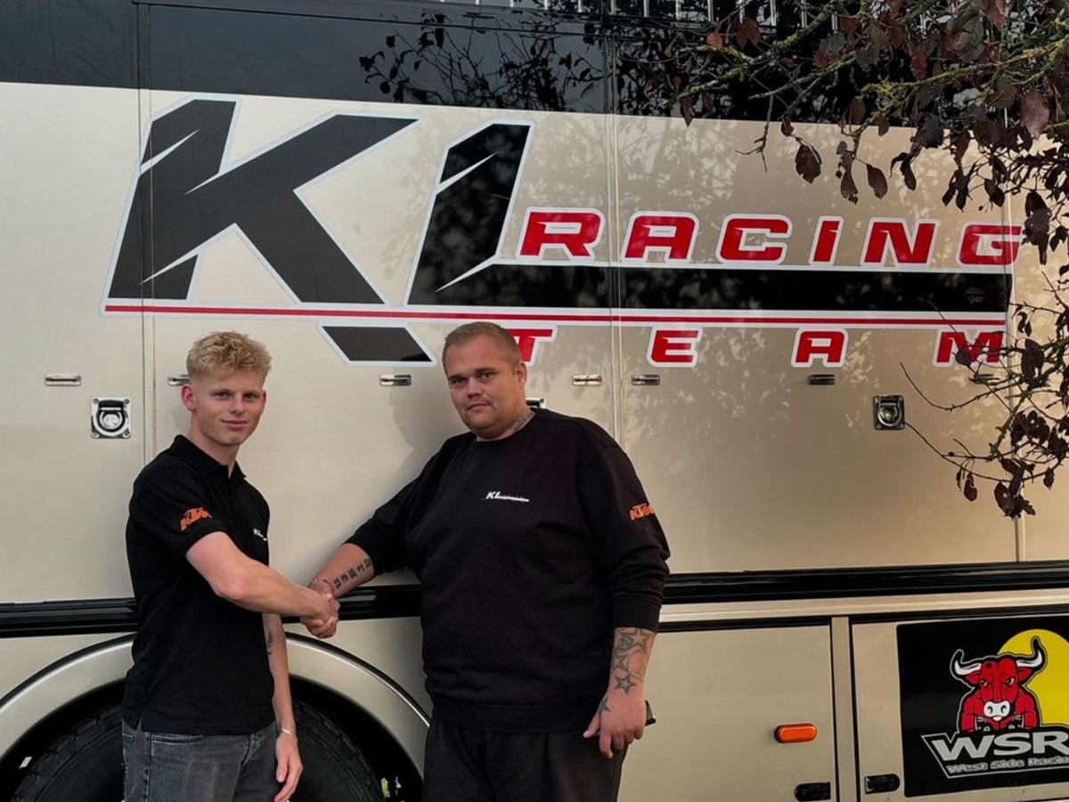 Magnus Smith sluit 2-jarige overeenkomst met het KL Racing team ...