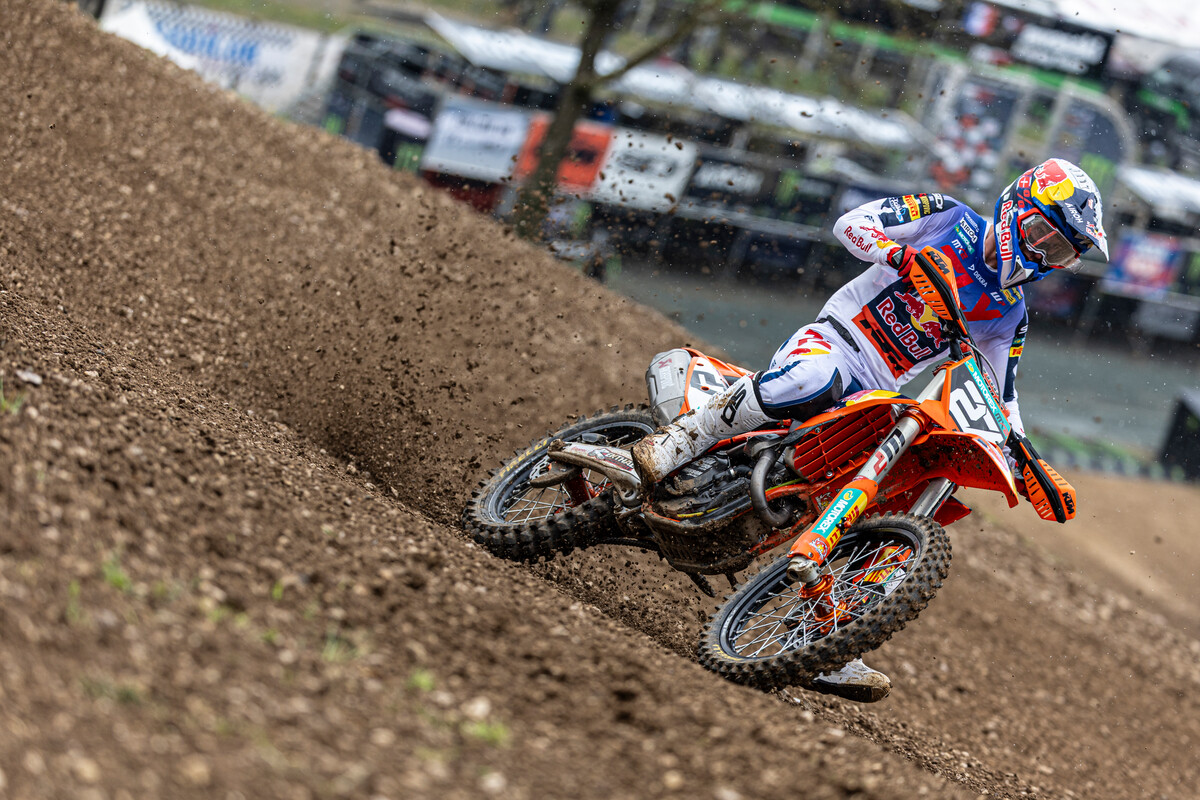 Gajser en Laengenfelder winnen eerste manche MXGP Frankrijk ...
