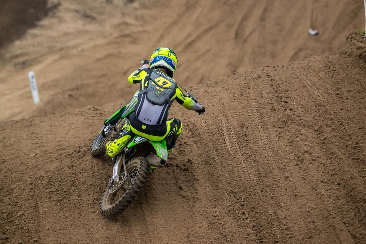 Levi Kitchen - Achter de schermen bij de outdoors - Motocrossplanet