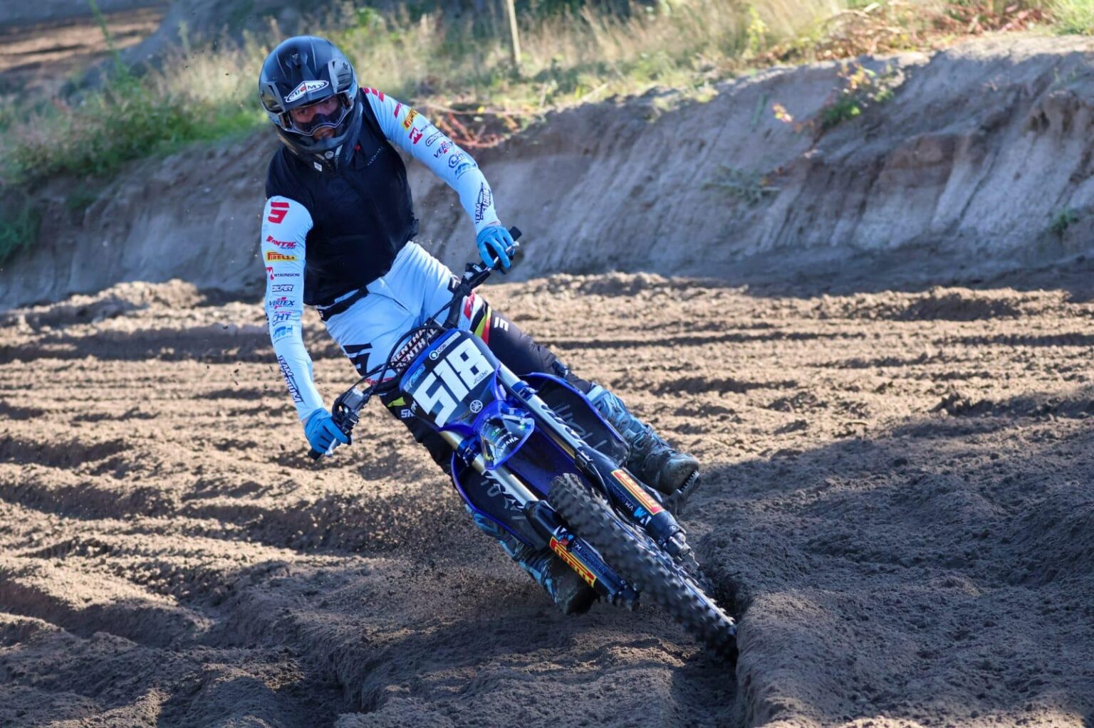 Douwe van Mechgelen zesde in NK 250 in Eersel - Motocrossplanet