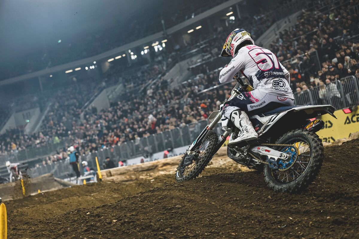 Super Enduro 2026 Polen | Billy Bolt is niet te stoppen - Motocrossplanet