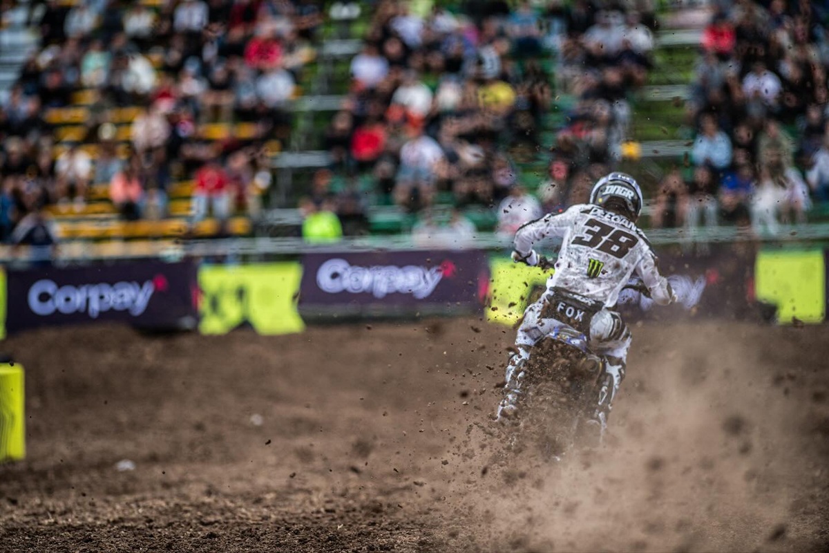 Haiden Deegan - Trainen op zijn nieuwe supercrossbaan - Motocrossplanet