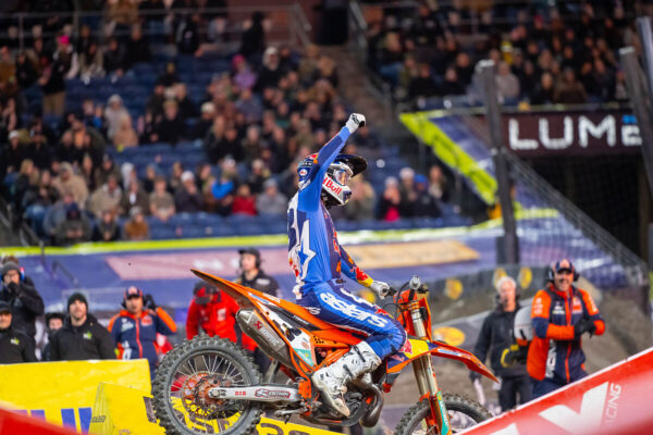 Tomac en Deegan pakken de winst in Seattle - Motocrossplanet