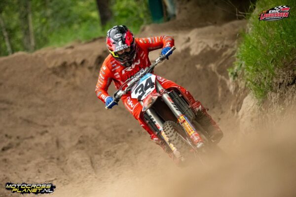 De Waal en Bussink winnen halve finale Zwarte Cross - Motocrossplanet